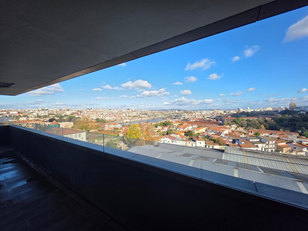 C0457-00769 | Apartamento T4 Duplex com Piscina Privativa e 4 Suites ...