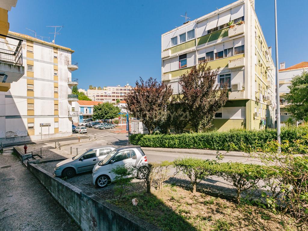 C0223-09159 | Apartamento 4 assoalhadas Apelação|Loures